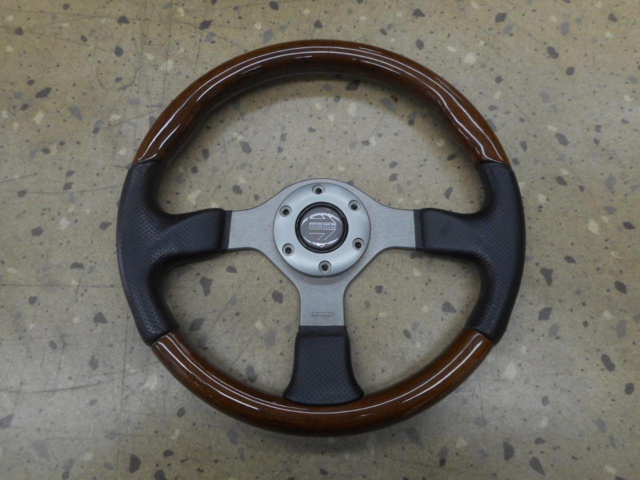 MOMO FIGHTER LEATHER ブラックレザー/ウッド ガンメタ3スポーク | カー用品 インテリア ステアリングを通販で購入する ...