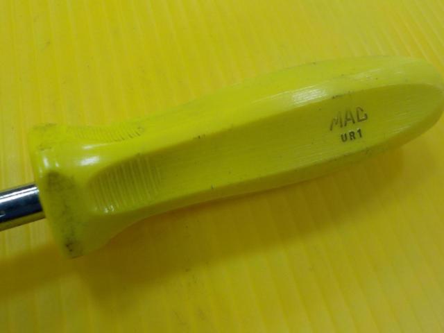 MAC TOOLS アップホルスターリムーバー 品番/UR1 | 中古品 | アップガレージ 三郷インター店 | カー用品 メンテナンス 工具を通販で購入する | 中古カー＆バイク用品の販売 ...