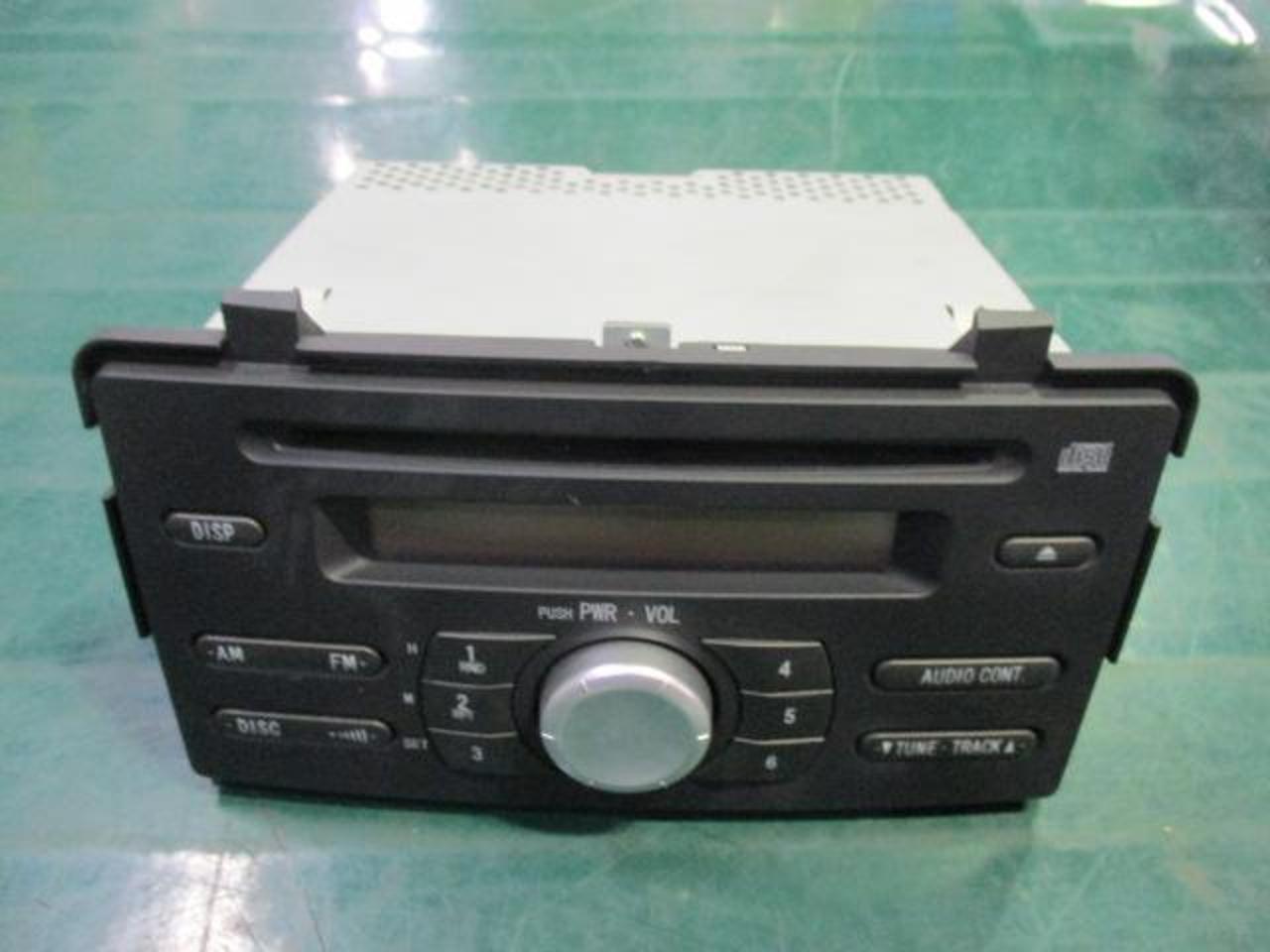 ダイハツ純正 86180-B2450 パネル一体オーディオ | カー用品 ヘッドユニット CDチューナーの通販 | アップガレージ 中古カー ...