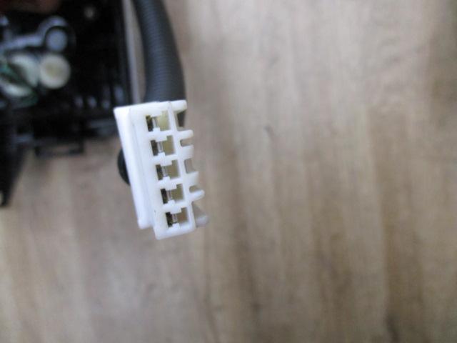 HONDA JF1･JF2 N-BOXカスタム純正テールレンズ | カー用品 ボディパーツ テールレンズを通販で購入する | 中古カー＆バイク ...