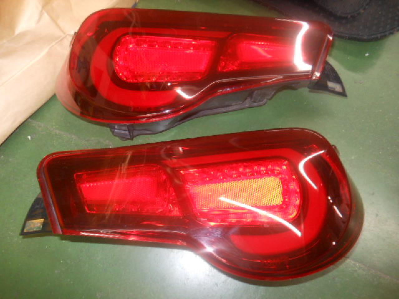 TOMS LEDテールランプ | 中古品 | アップガレージ 岡崎宇頭店 | カー用品 ボディパーツ テールレンズを通販で購入する | 中古 ...