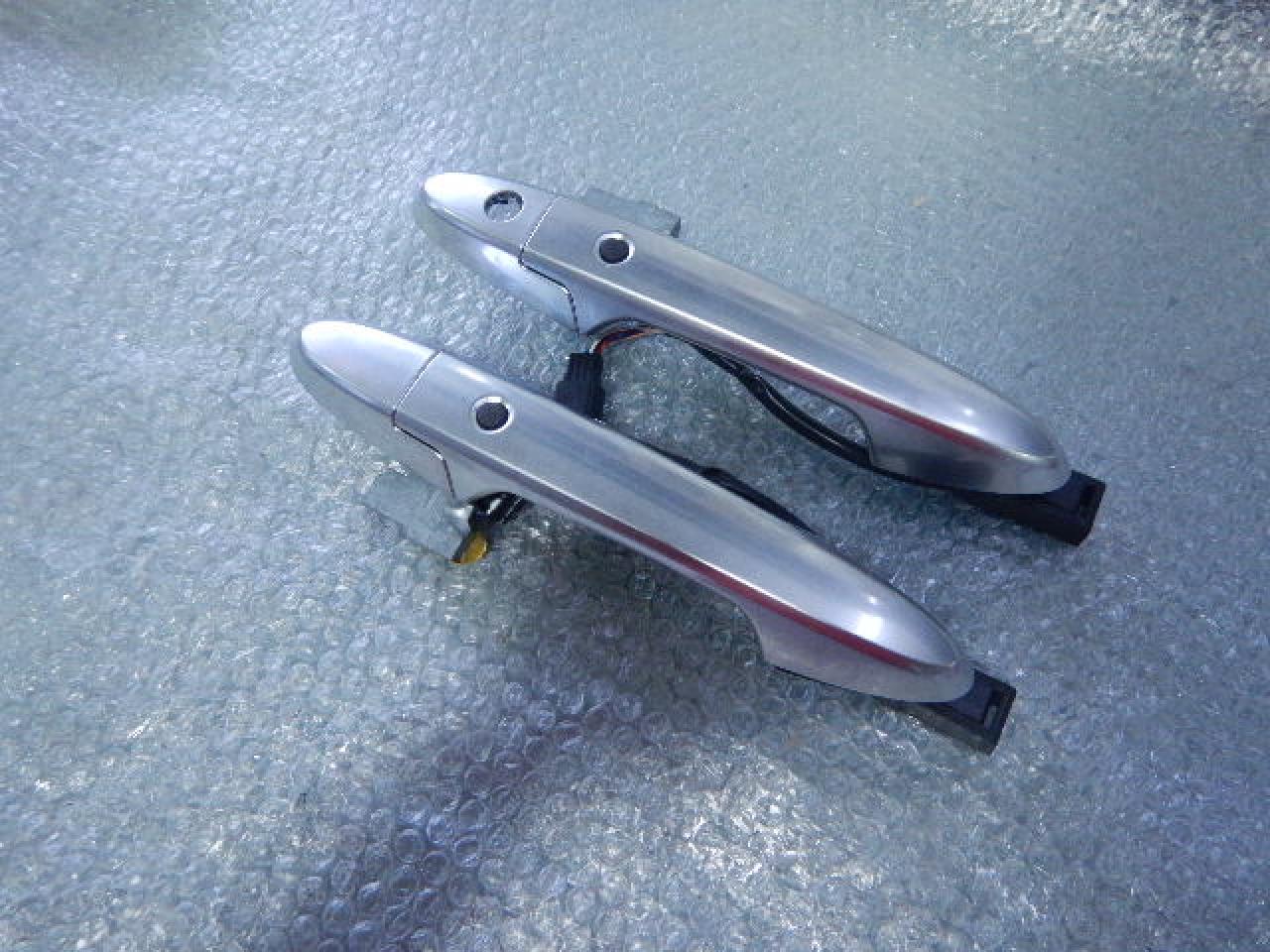 ワケアリ HONDA純正 ドアハンドル 72140-T7A-J11 + 72180-T7A-J11 (RUヴェゼル) | カー用品 ボディ ...