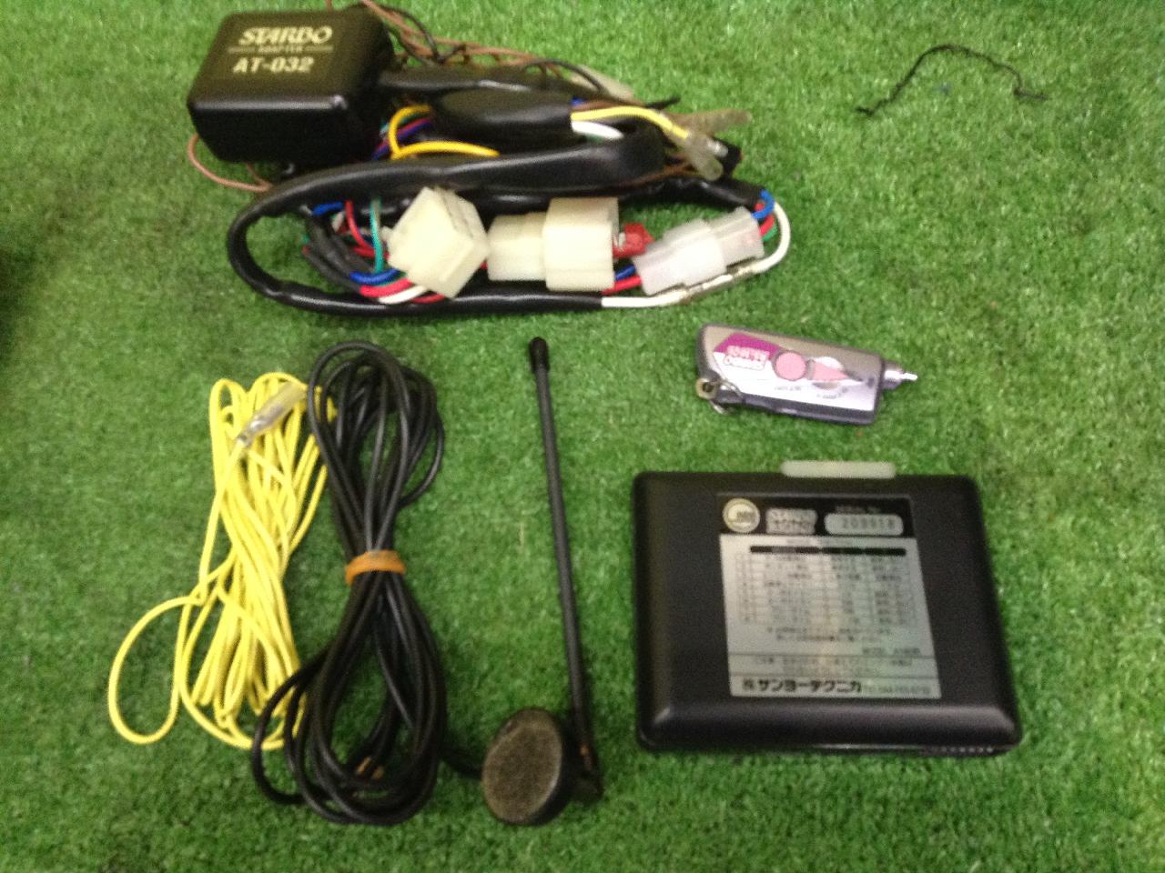 サンヨーテクニカ STARBO RS-180i + AT-032(エンジンスターター) | 中古品 | アップガレージ 千葉中央店 | カー用品 電装系 エンジンスターターを通販で購入する ...