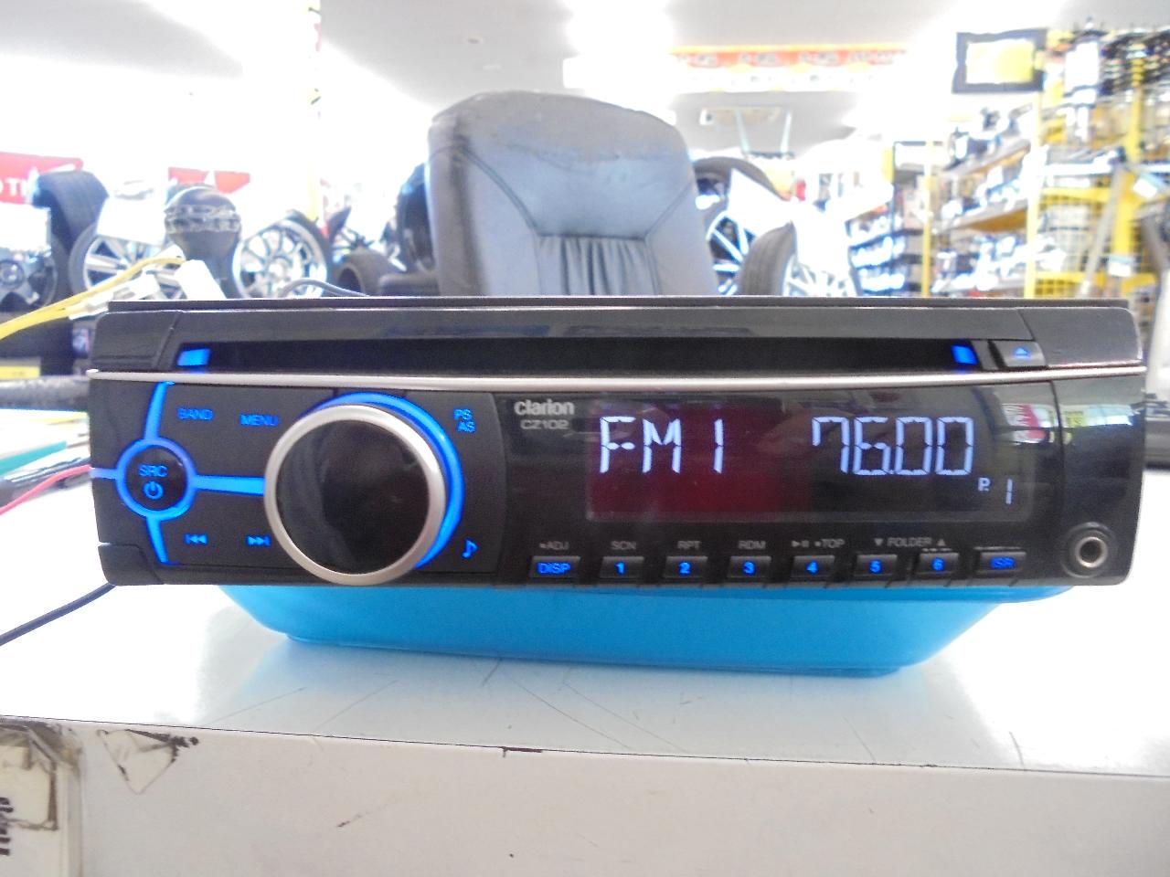 Clarion(クラリオン) CZ102 | 中古品 | アップガレージ 静岡静波店 | カー用品 ヘッドユニット CDチューナーを通販で購入する | 中古カー＆バイク用品の販売ならアップガレージ