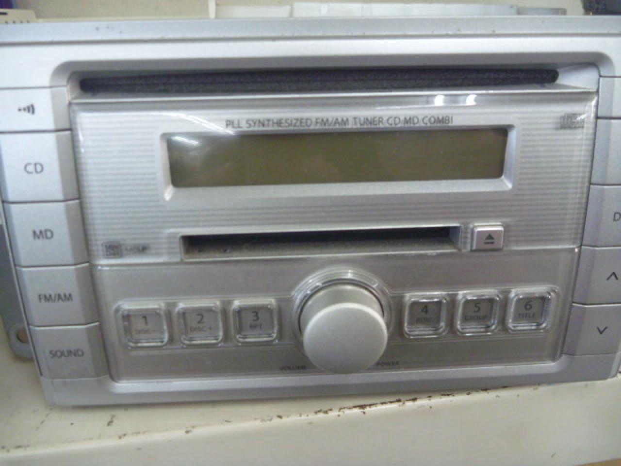 SUZUKI純正(clarion製) PS-4106F-A | 中古品 | アップガレージ 鳥取店 | カー用品 ヘッドユニット MD+CDを ...