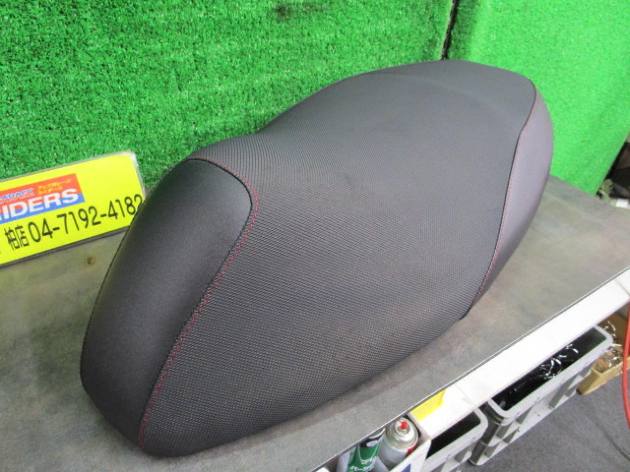 YAMAHA(ヤマハ) 純正シート シグナスX(SE465) | バイク用品 外装 シート(二輪)を通販で購入する | 中古カー＆バイク用品の ...