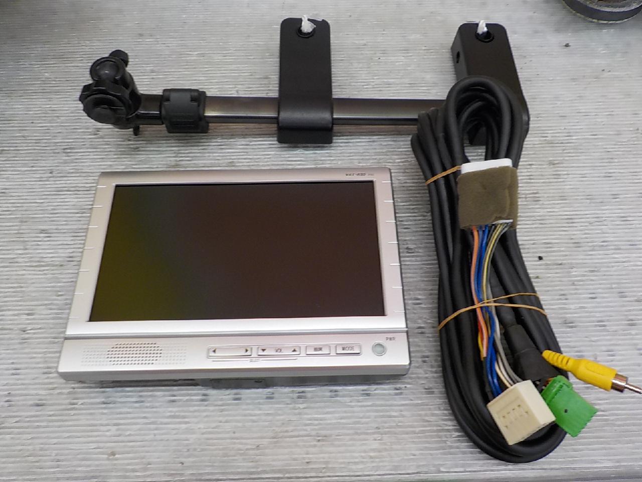 TOYOTA V8T-R55(08545-00M20) 2005年モデル | カー用品 モニター・地デジ ヘッドレストモニターを通販で購入する ...