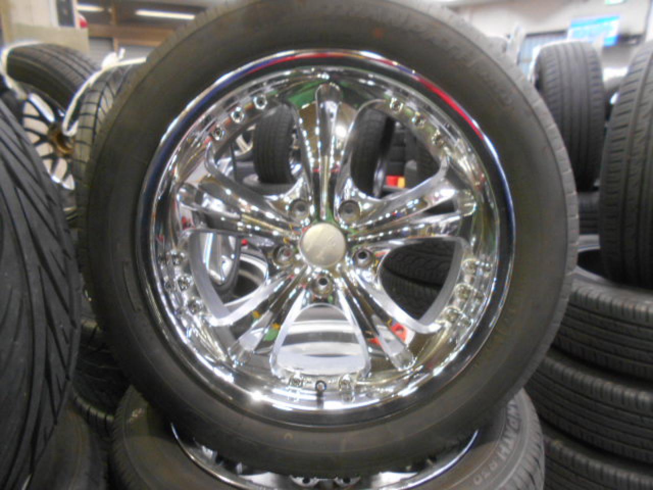 BOLZANOS Shark + TOYO TRANPATH R30 | 中古品 | アップガレージ 横浜町田総本店 | カー用品 タイヤ ...