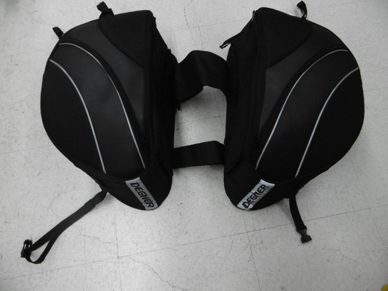 DEGNER(デグナー) NB-102 スポーツダブルバッグ R12114 | バイク用品 ツーリング用品 バッグ(二輪)を通販で購入する | 中古カー＆バイク用品の販売ならアップガレージ