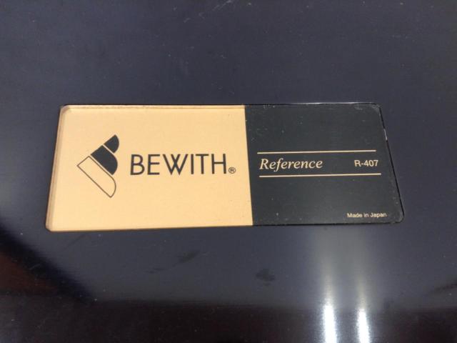 BEWITH(ビーウィズ) Reference R-407 【理想の車載用高音質パワーアンプを真正面から追求し,新回路技術 ”エアーサキット回路” を投入し開発されたリファレンスシリーズ ...
