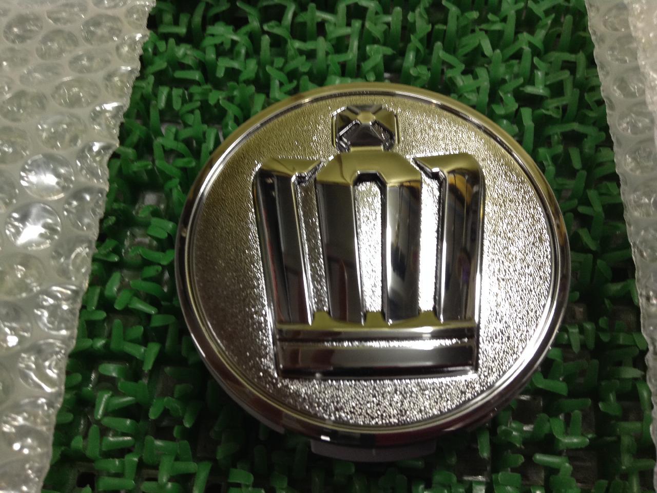 TOYOTA クラウンマーク純正ホイールキャップ4枚セット 42603-30670 | 新古品 | アップガレージ 千葉中央店 | カー用品 ...