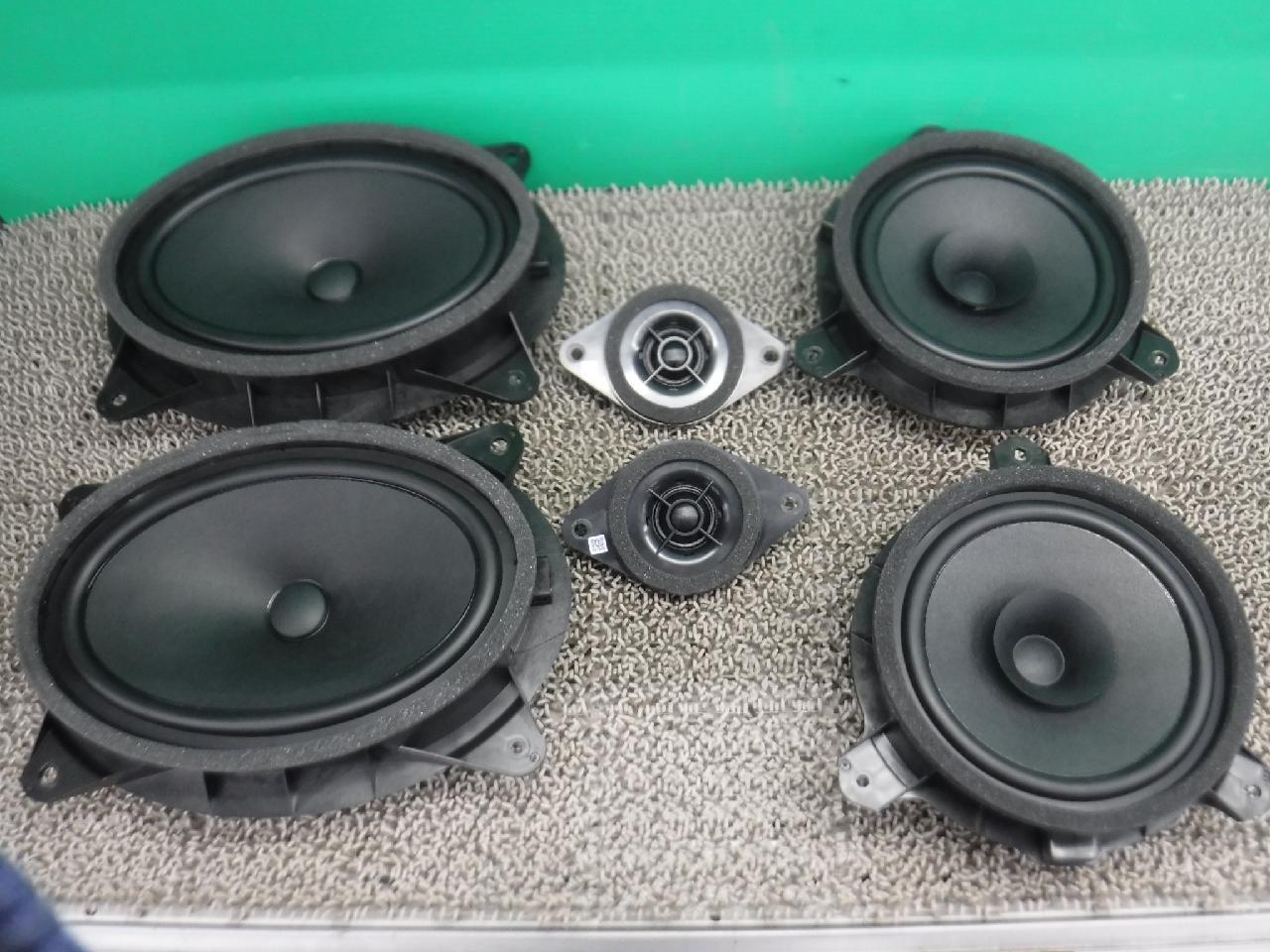 SUBARU XV純正スピーカーセット | カー用品 スピーカー 埋め込みスピーカーを通販で購入する | 中古カー＆バイク用品の販売ならアップガレージ