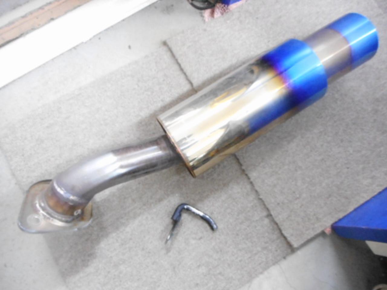 GT102-032 BE FREE チタン発色 砲弾マフラー | カー用品 吸気・排気系 マフラーを通販で購入する | 中古カー＆バイク用品の販売ならアップガレージ