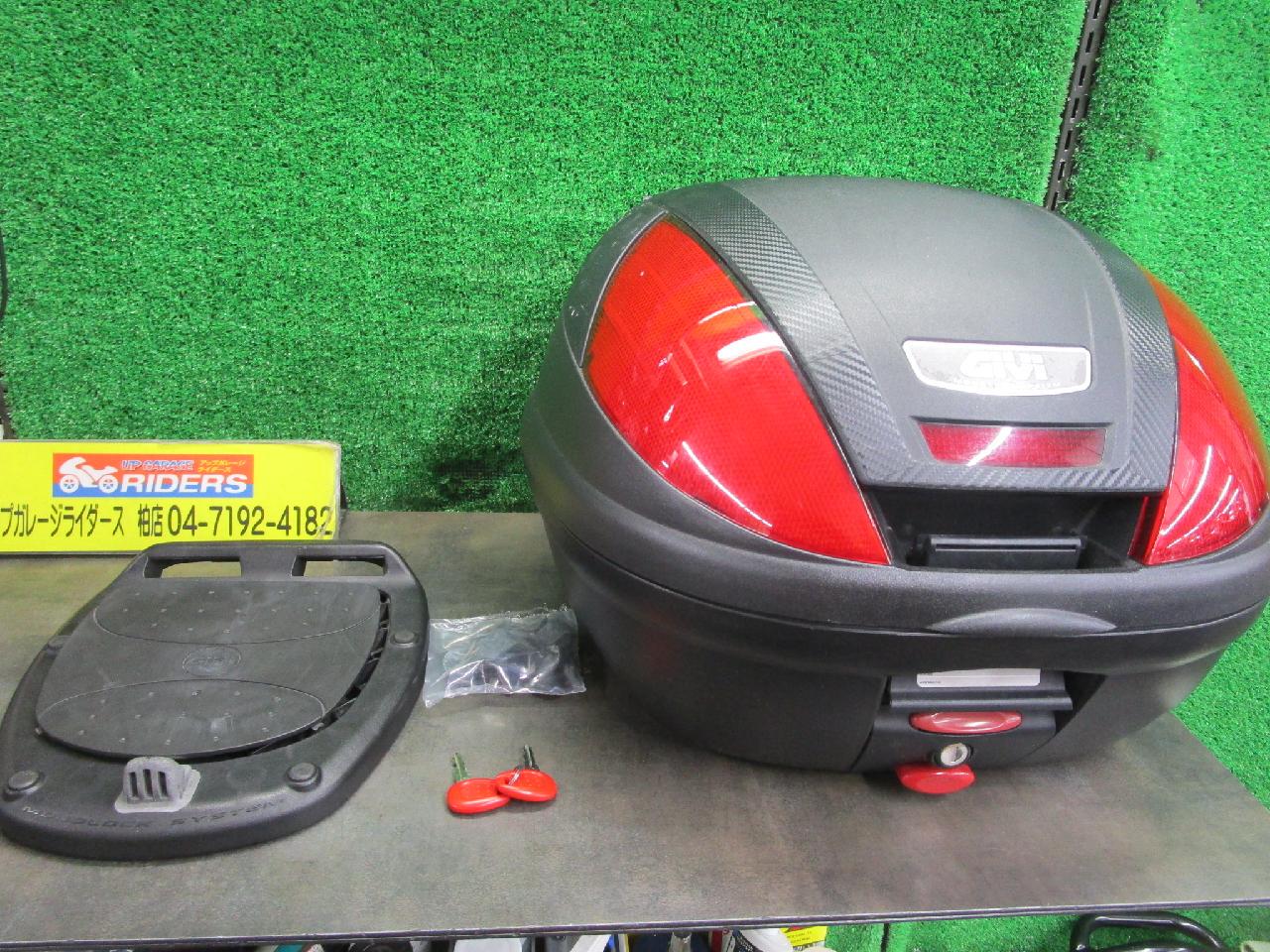 GIVI(ジビ) E370汎用リアボックス | バイク用品 ツーリング用品 BOX(二輪)を通販で購入する | 中古カー＆バイク用品の販売ならアップガレージ