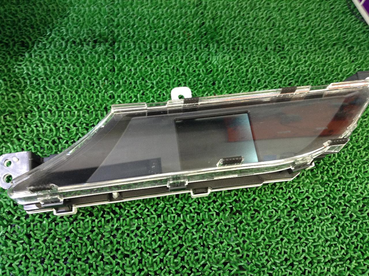 TOYOTA ヴォクシー 80系純正マルチインフォーメーション☆3/17値下げしました☆ | カー用品 メーター系 その他メーター関連を通販で ...