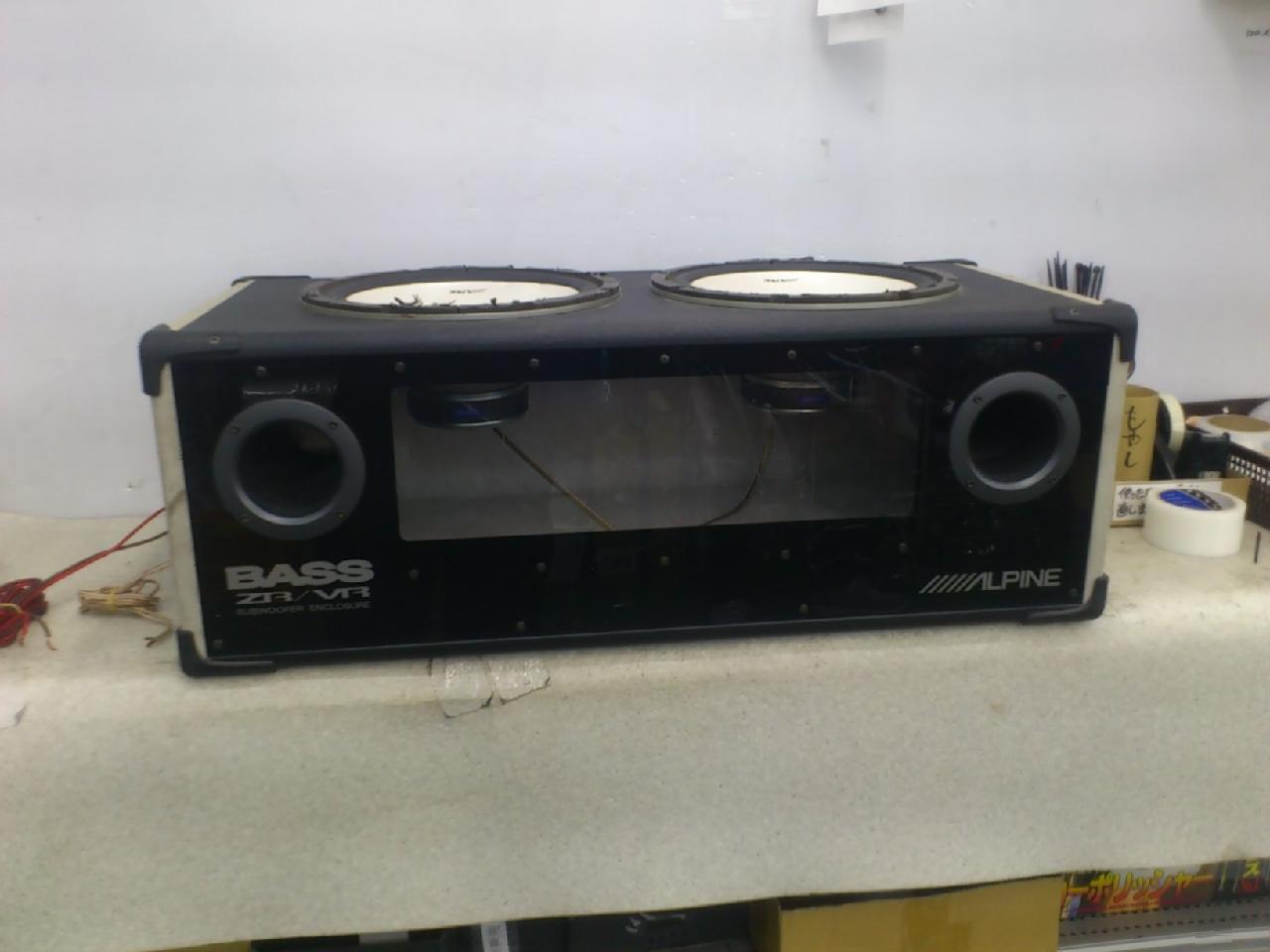 ALPINE(アルパイン) BASS VR BOX付ウーハー | 中古品 | アップガレージ 大阪門真店 | カー用品 スピーカー サブ ...