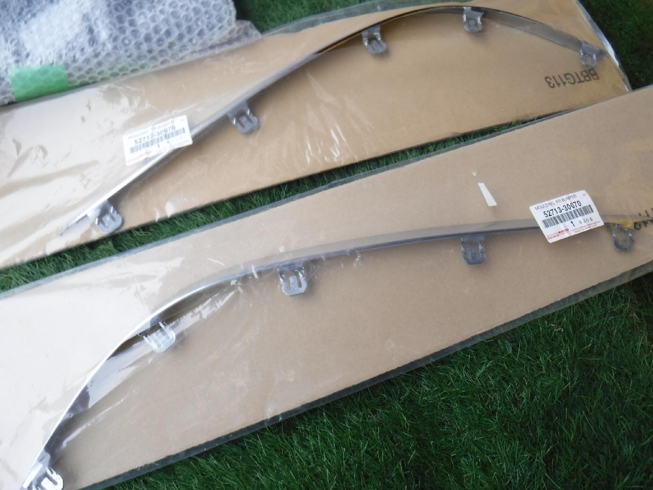 トヨタ純正(TOYOTA)フロントバンパーサイドモールディング 52713-30070+52712-30070 | カー用品 ボディパーツ ...