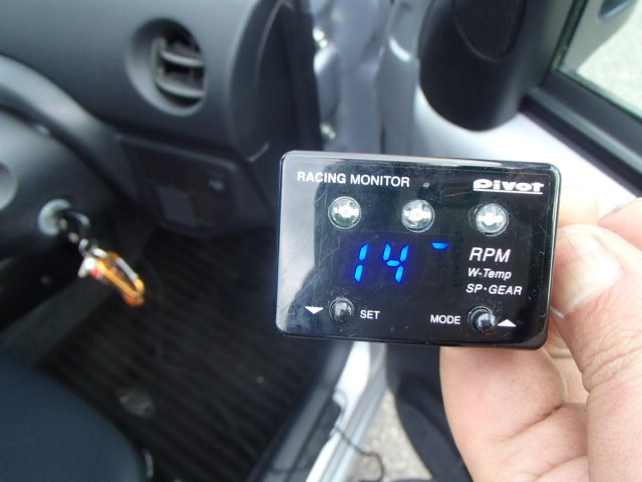 Pivot RACING MONITOR RM-07 | カー用品 メーター系 メーターを通販で購入する | 中古カー＆バイク用品の販売なら ...