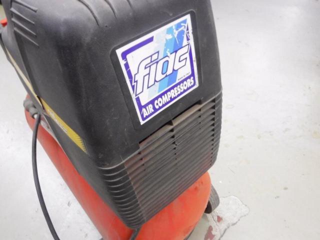 Fiac FX95 エアコンプレッサー | 中古品 | アップガレージ 美原北インター店 | カー用品 メンテナンス 工具を通販で購入する ...