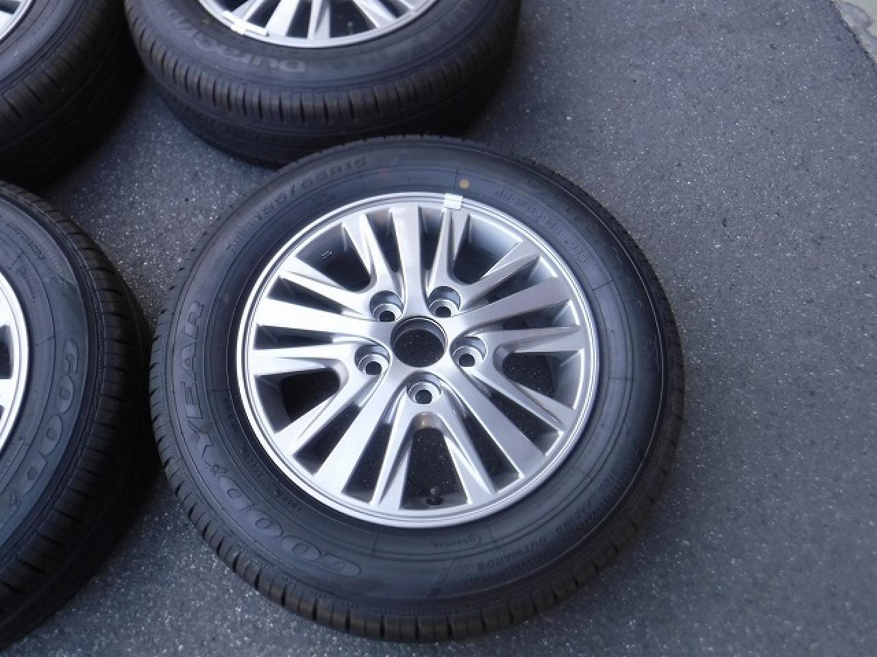 ③トヨタ純正(TOYOTA) エスクァイア純正ホイール + GOODYEAR(グッドイヤー) DuraGrip | カー用品 タイヤホイール ...