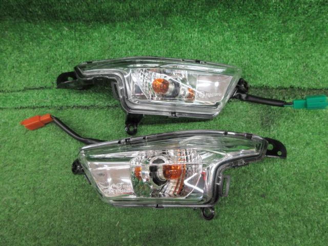 YAMAHA(ヤマハ) 純正フロントウィンカー シグナスX 4型外し | バイク用品 電装品 ウインカー(二輪)を通販で購入する | 中古カー ...