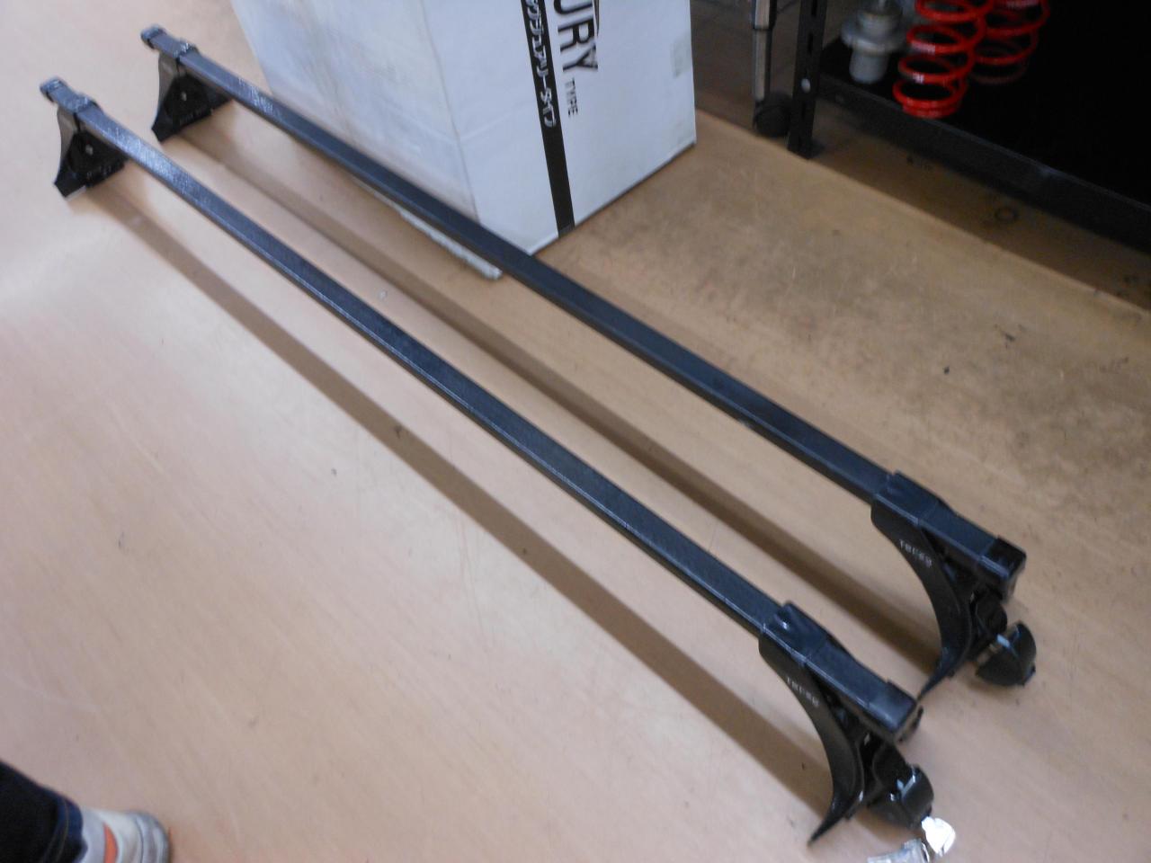 TERZO EF3TM+EB4(147cm) 200系 ハイエースバン標準ルーフ用 | カー用品 キャリアを通販で購入する | 中古カー＆バイク用品の販売ならアップガレージ