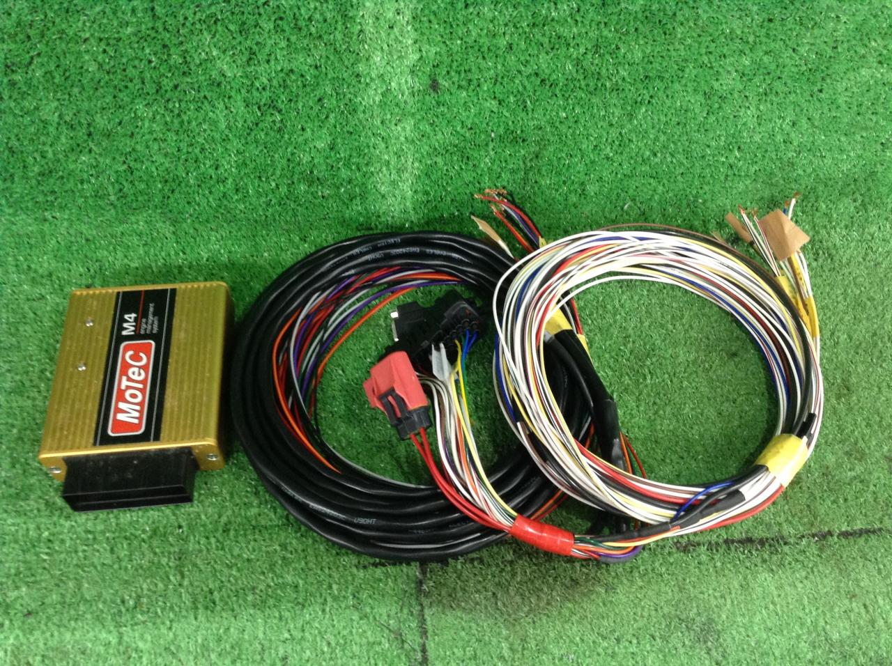 MOTEC M4 フルコン | カー用品 電装系 コンピューターを通販で購入する | 中古カー＆バイク用品の販売ならアップガレージ