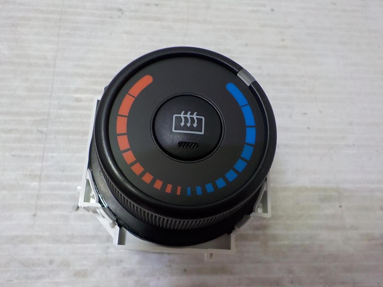 TOYOTA純正 ヒーターコントロール 55903-26060 | 中古品 | アップガレージ 埼玉久喜店 | カー用品 その他(カスタム ...