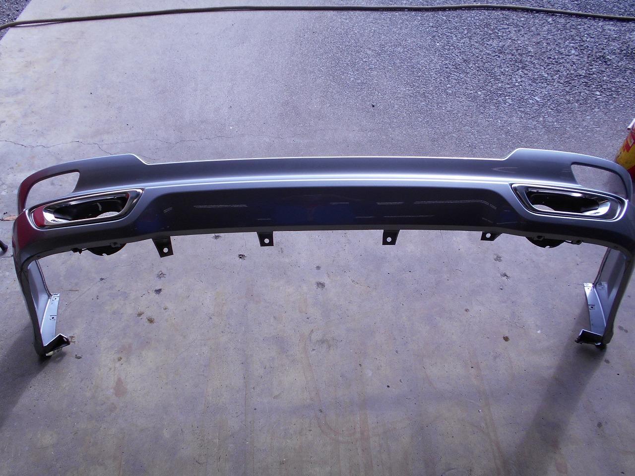 SUBARU BM9レガシィB4純正リアハーフスポイラー | カー用品 ボディパーツ リアエアロの通販 | アップガレージ 中古カー＆バイク用 ...