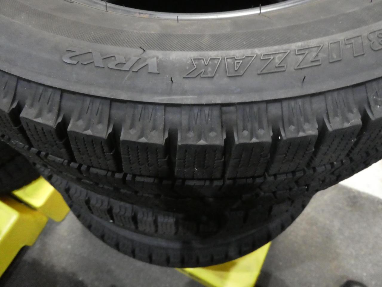 BRIDGESTONE BLIZZAK VRX2 195/65-15(S10101) | カー用品 スタッドレスタイヤ 15インチスタッドレスタイヤを通販で購入する | 中古カー＆バイク用品の ...