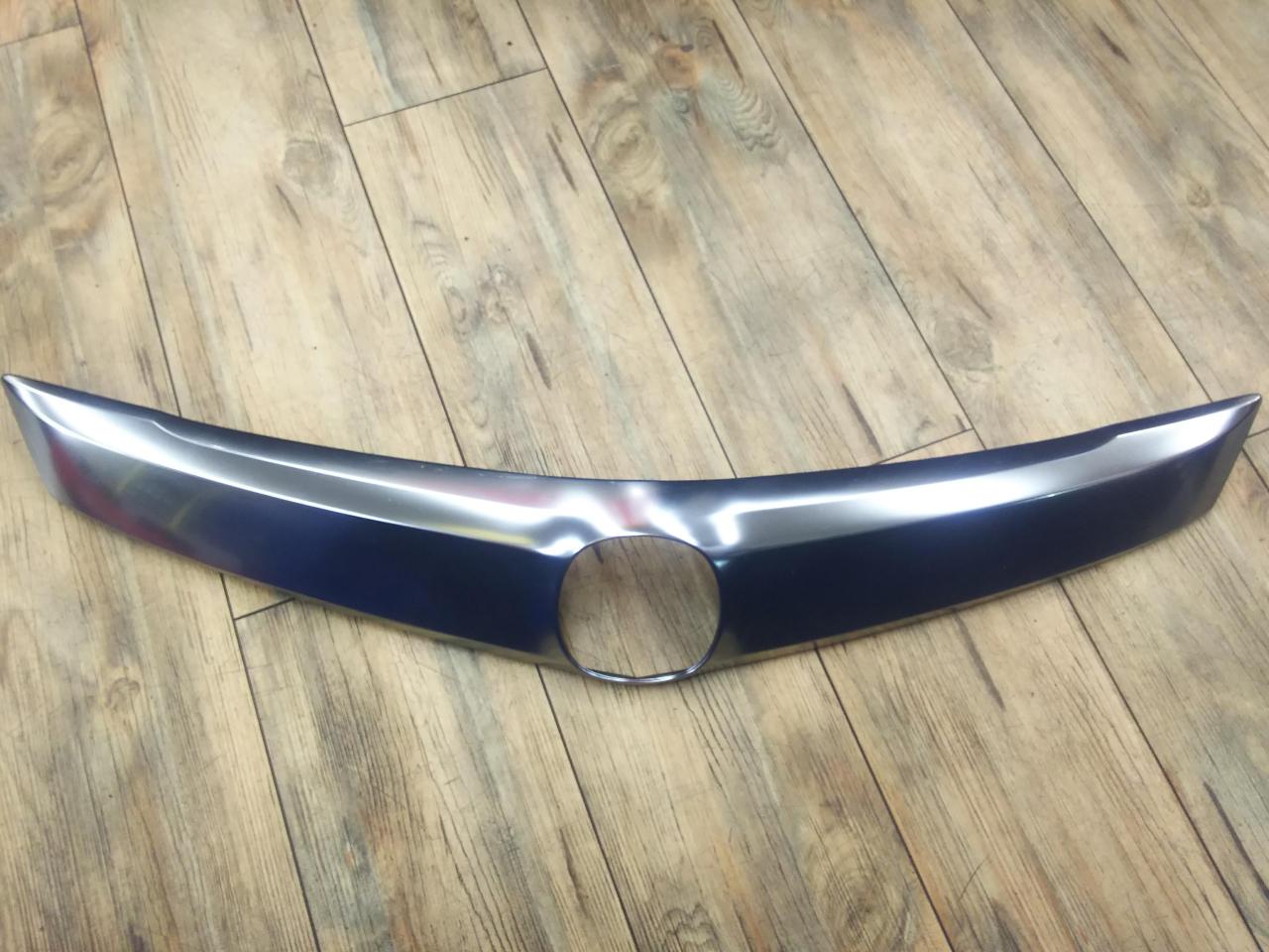 ACURA純正(アキュラ) RLX KC2前期純正グリルセンターカバー | 中古品 | アップガレージ 埼玉春日部店 | カー用品 ボディパーツ グリルを通販で購入する | 中古カー＆バイク用 ...