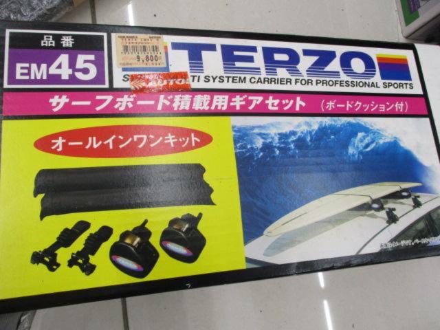 TERZO EM45 サーフボード積載用ギアセット 【値下げしました!!】 | カー用品 キャリアを通販で購入する | 中古カー＆バイク用品の販売ならアップガレージ