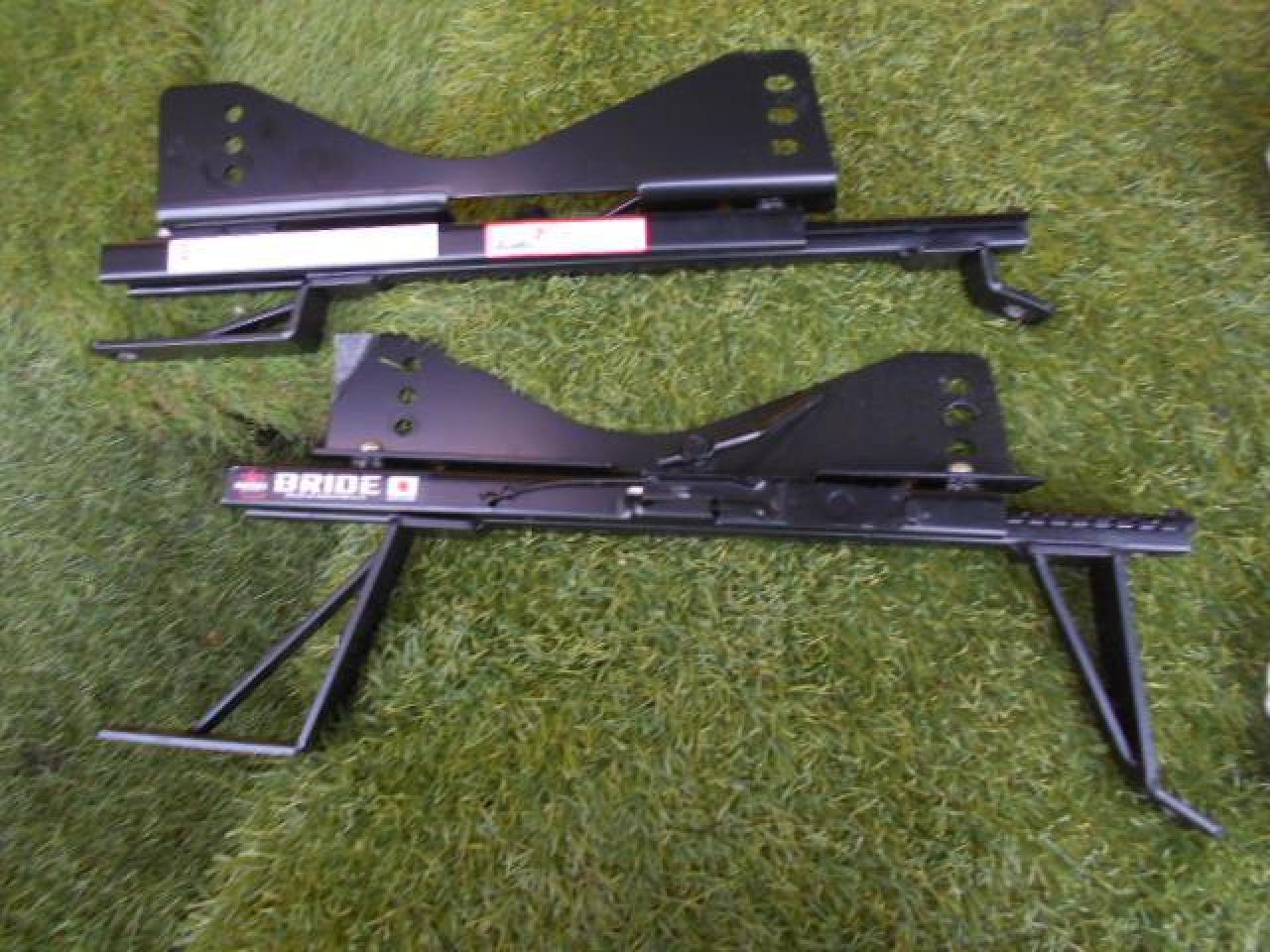 BRIDE(ブリッド) フルバケットアダプター付きシートレール RH/運転席用 スカイラインクーペ/CPV35 クーペ | 中古品 | アップガレージ 静岡富士店 | カー用品 シート シート ...