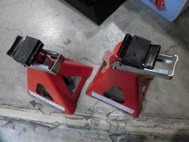 エマーソン EM-104 ジャッキスタンド3t | カー用品 メンテナンス 工具を通販で購入する | 中古カー＆バイク用品の販売ならアップガレージ