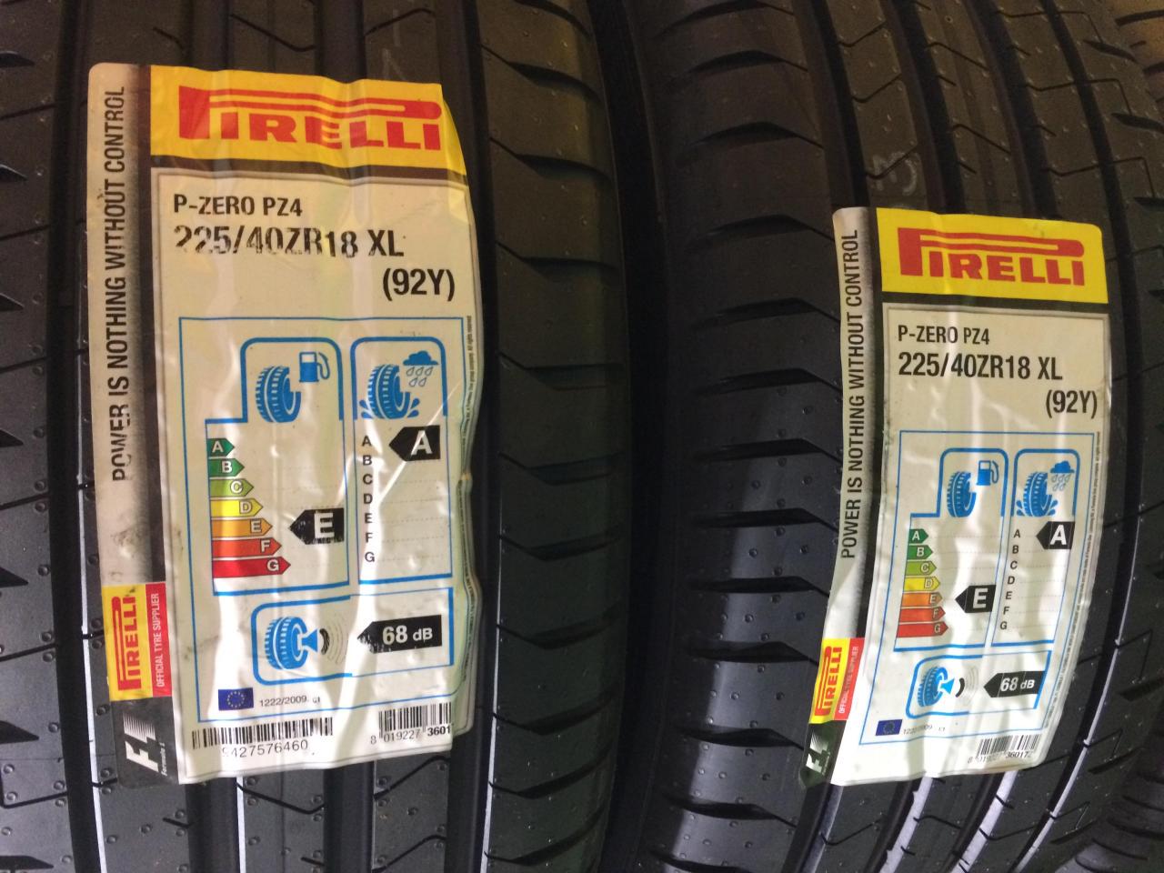2本の販売 PIRELLI P-ZERO PZ4 225/40-18 XL 92Y | カー用品 タイヤ 18インチタイヤを通販で購入する | 中古カー＆バイク用品の販売ならアップガレージ
