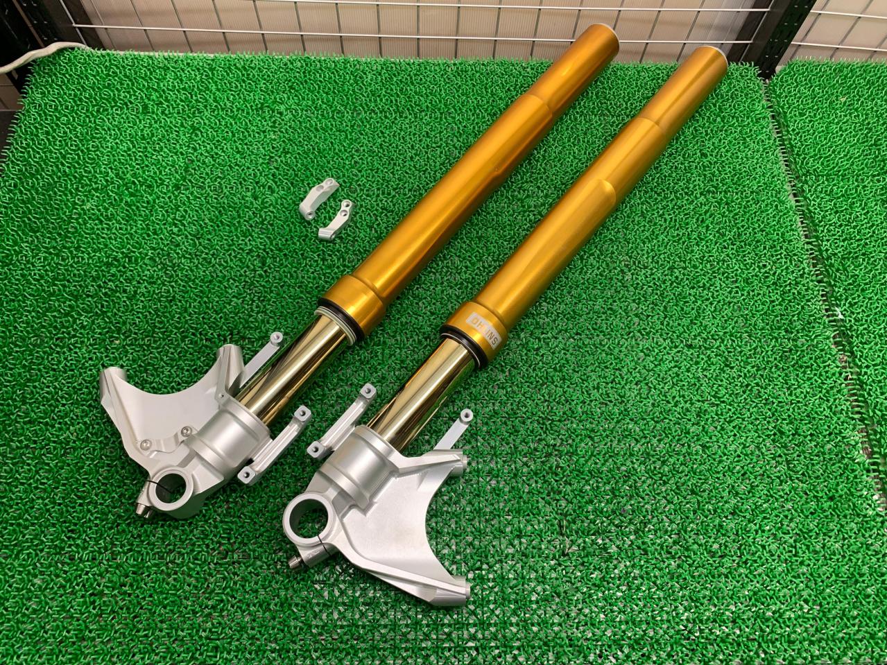 OHLINS(オーリンズ) FG・R&T・NIX倒立フロントフォーク 【CBR1000RR/ABS(SC59/’12～’19)】 大特価 ...