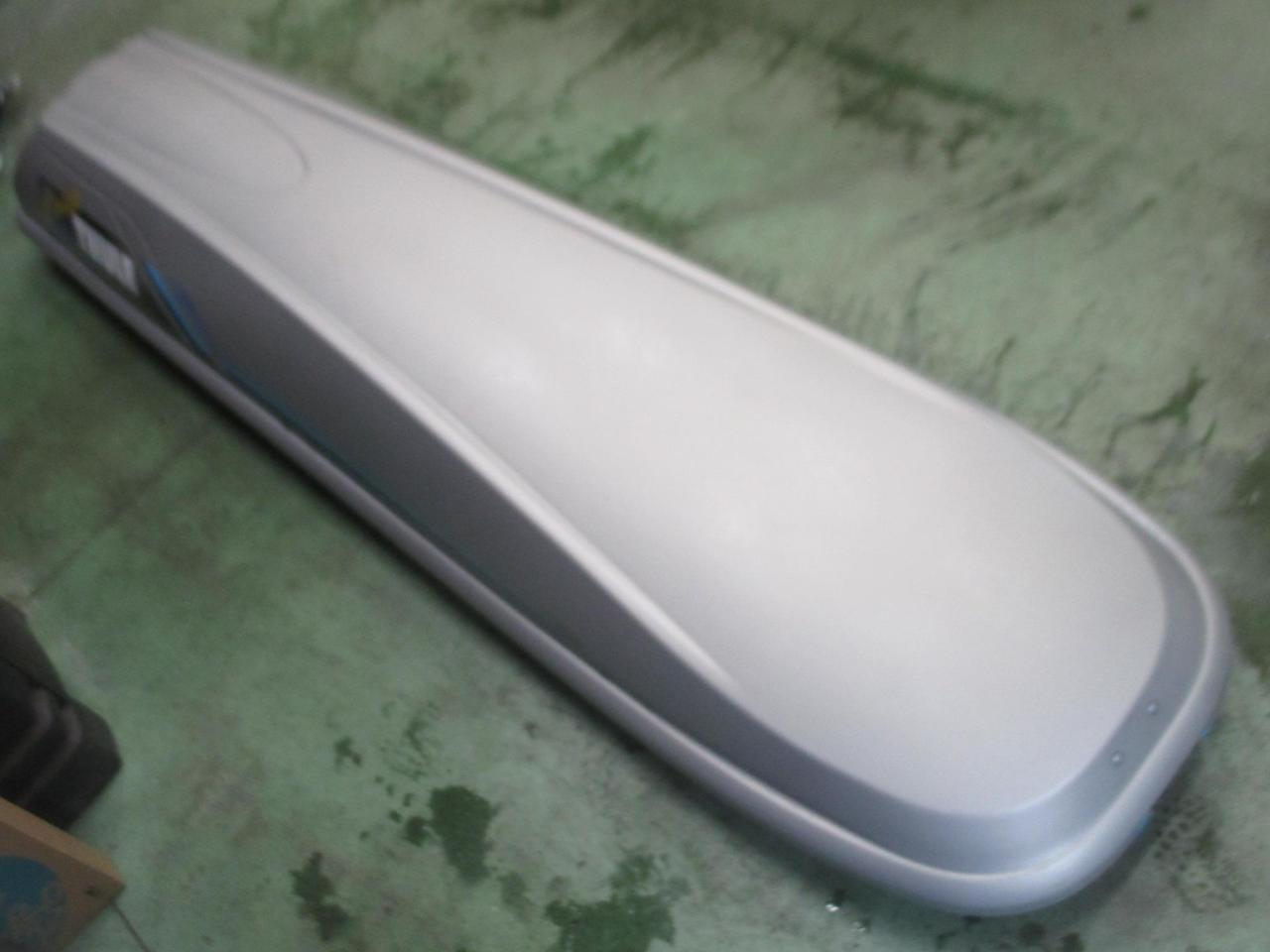 THULE Classic ルーフBOX 【2245mm 550mm 400mm】 ※代引き発送不可。 | 中古品 | アップガレージ 大分店 | カー用品 キャリア ルーフBOXを通販で購入 ...