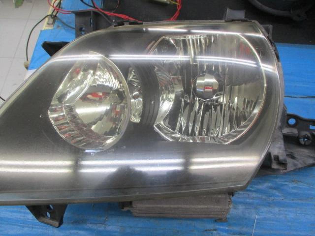 【ワケアリ左側のみ】マツダ純正(MAZDA) MPV LW3W 中期純正キセノンヘッドライト | カー用品 ボディパーツ ヘッドライトを通販で購入する | 中古カー＆バイク用品の販売ならアップガレージ