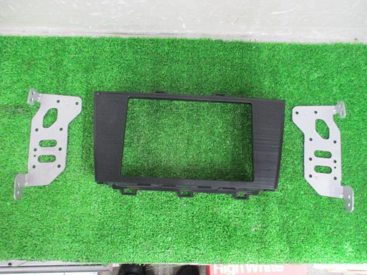 SUBARU レガシィアウトバック/BS9 純正オーディオパネル | 中古品 | アップガレージ 埼玉東松山店 | カー用品 インテリア その ...