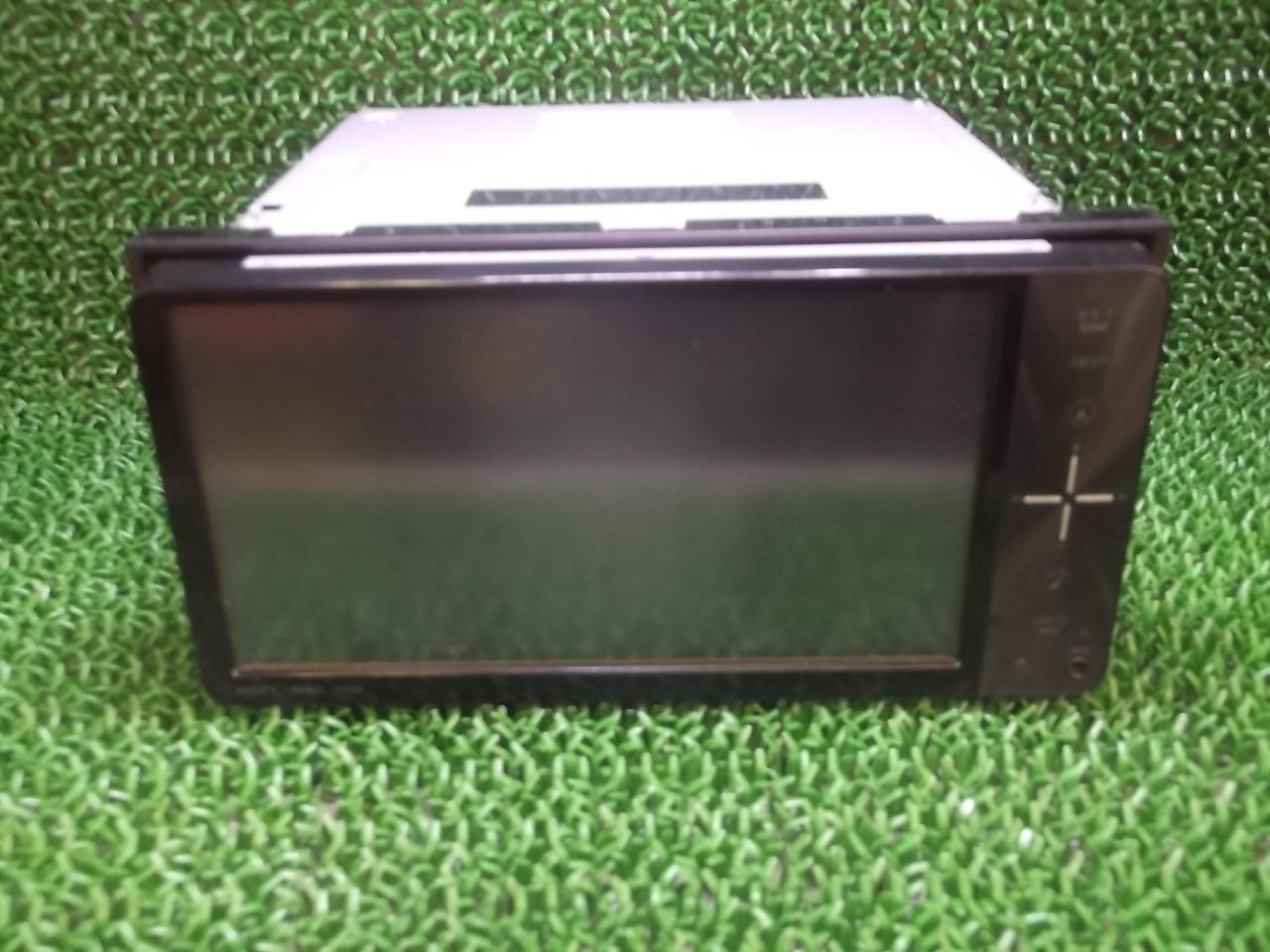 TOYOTA(トヨタ) NSZT-W60 | カー用品 カーナビ(地デジ） AV一体メモリーナビ（地デジ）を通販で購入する | 中古カー＆バイク用品の販売ならアップガレージ