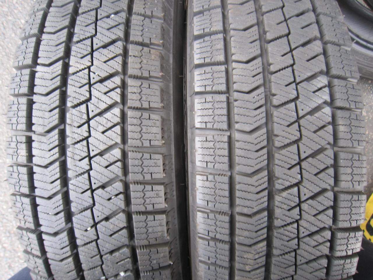 BRIDGESTONE BLIZZAK VRX2 165/70-14 T01177 | 中古品 | アップガレージ 郡山店 | カー用品 ...