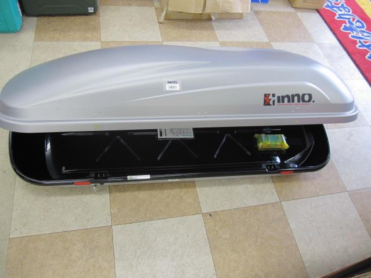 CAR-MATE inno ストリームボックス 764 | 新古品 | アップガレージ 久留米店 | カー用品 キャリア ルーフBOXを通販で購入する | 中古カー＆バイク用品の販売ならアップガレージ