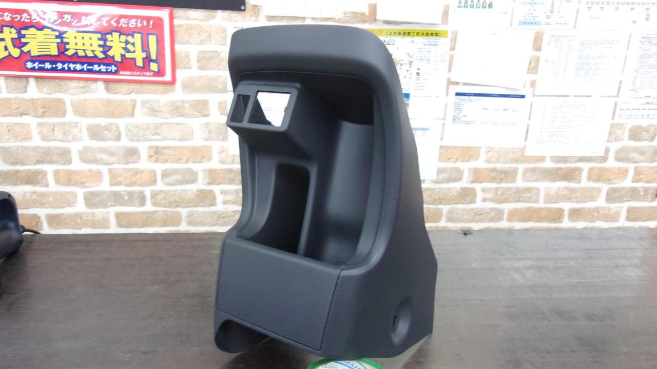 スズキ純正(SUZUKI) MR41Sハスラー純正センターコンソール | カー用品 インテリア その他インテリアを通販で購入する | 中古カー ...