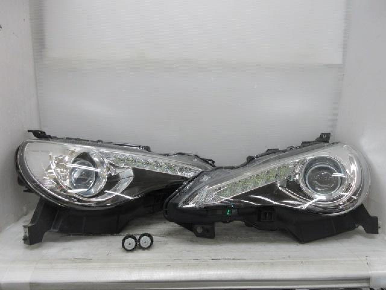 トヨタ純正(TOYOTA) 86 純正ヘッドライト 左右セット | 中古品 | アップガレージ 豊橋店 | カー用品 ボディパーツ ...