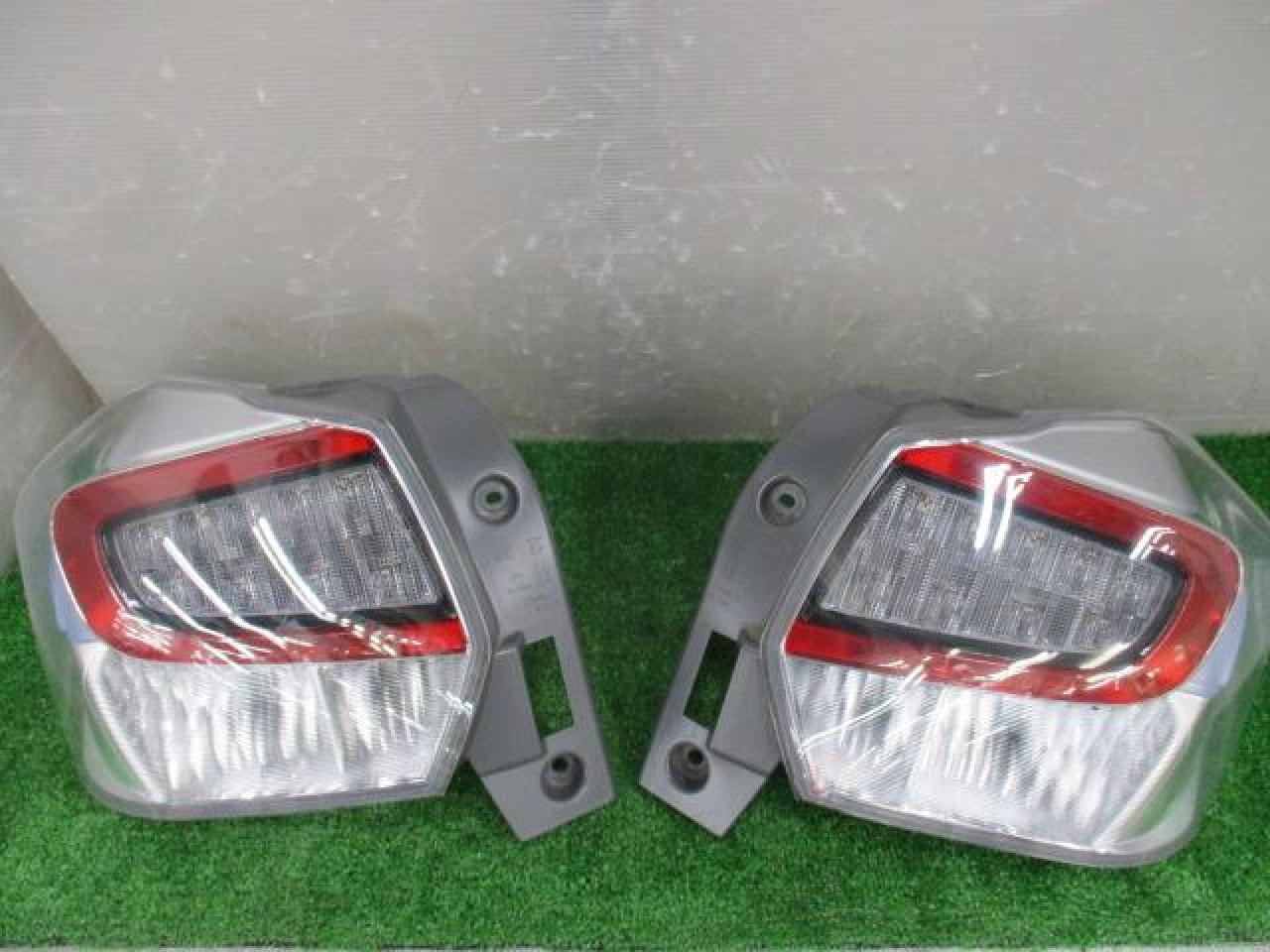 SUBARU XVハイブレット/GPE純正LEDテールレンズ | カー用品 ボディパーツ テールレンズを通販で購入する | 中古カー＆バイク用 ...