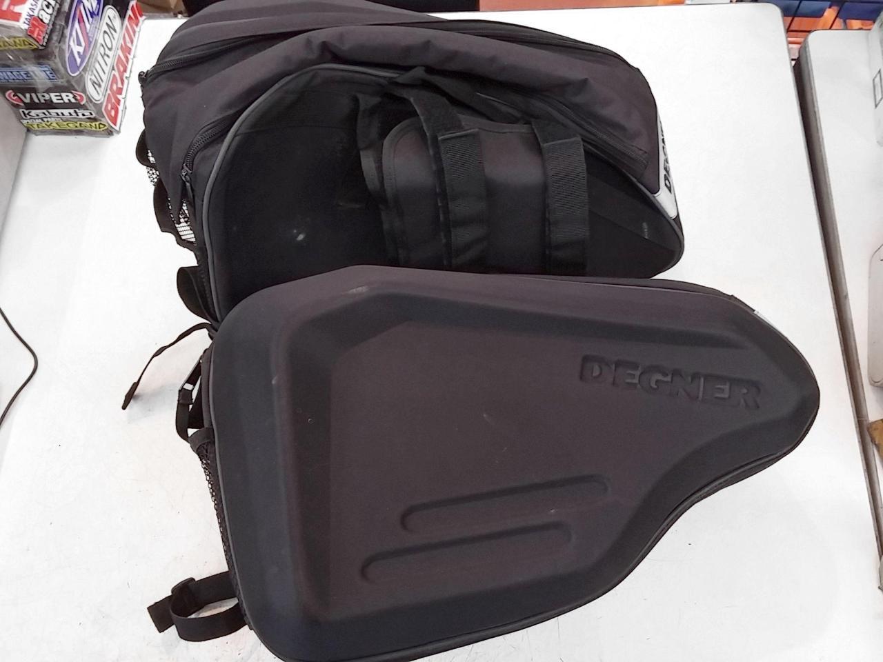 DEGNER(デグナー) スポーツダブルバッグ(NB-36) 【片側14L】 | バイク用品 ツーリング用品 バッグ(二輪)を通販で購入する | 中古カー＆バイク用品の販売ならアップガレージ