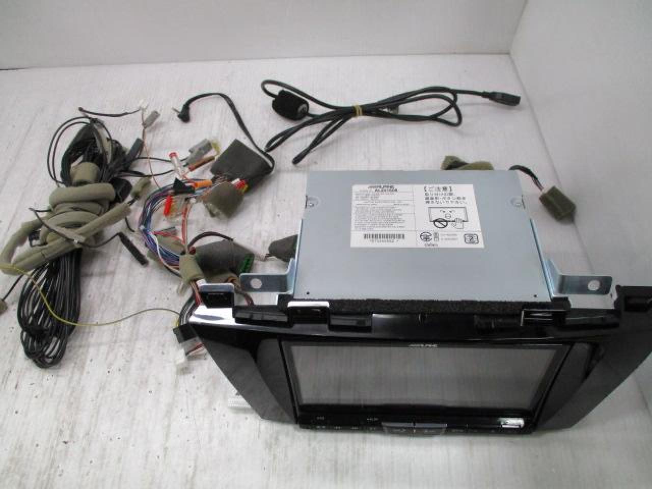 【8インチ♪フルセグメモリーナビ♪】マツダ純正OP ALPINE製 AL201608 ※CW系プレマシー用ナビパネル付き | カー用品 ...