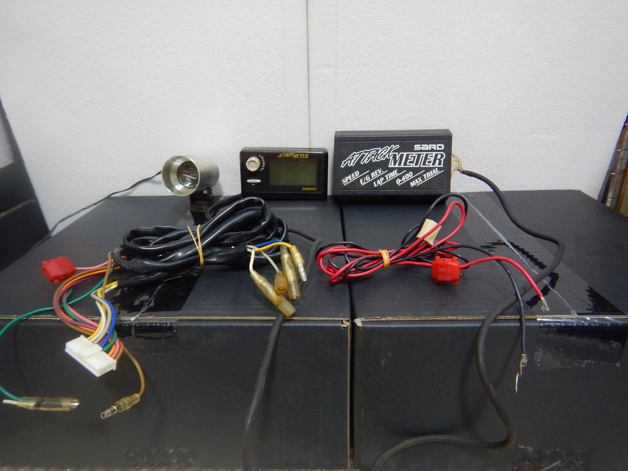 SARD ATTACK METER | カー用品 電装系 電装パーツを通販で購入する | 中古カー＆バイク用品の販売ならアップガレージ