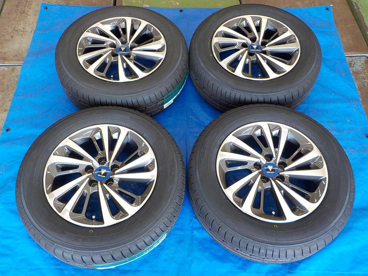 MODELLISTA(モデリスタ) Spin AirⅢ SA3-1 + TOYO(トーヨー) TRAMPATH mpZ | カー用品 タイヤ ...