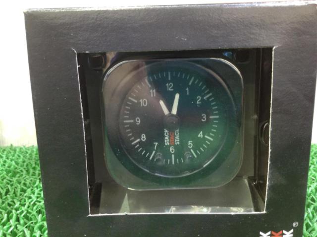 STACK CLOCK 時計 ST3317 | 新古品 | アップガレージ 越谷店 | カー用品 メーター系 メーターを通販で購入する | 中古カー＆バイク用品の販売ならアップガレージ